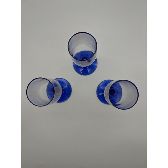 Luminarc | Dining | Luminarc France Cobalt Blue Stem Clear Champagne ...